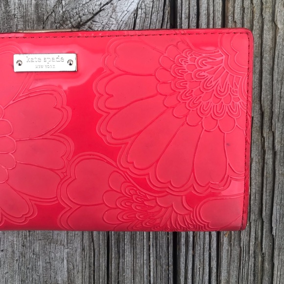 kate spade | Bags | Kate Spade Pink Flower Wallet | Poshmark